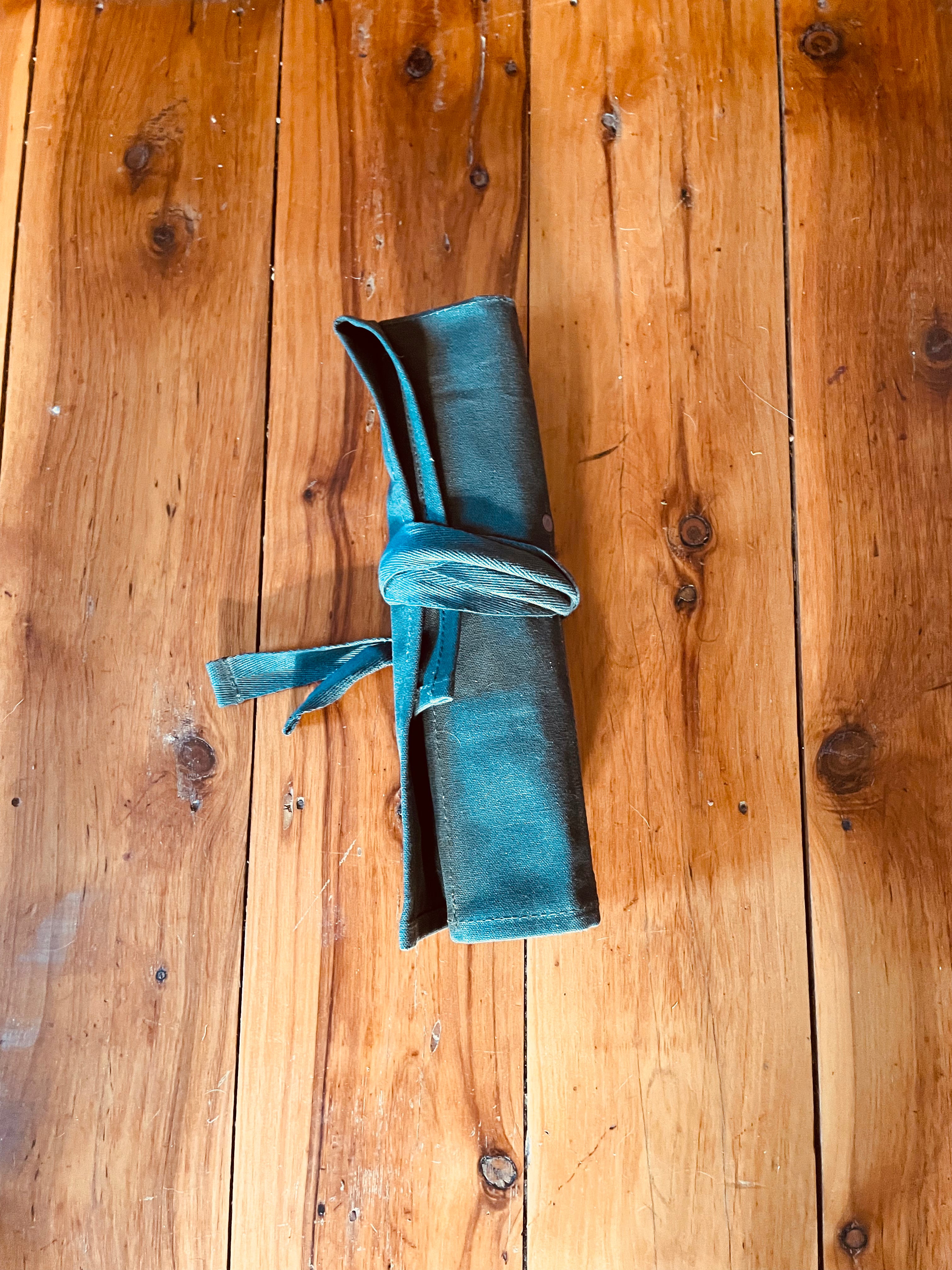 Little Helper Utility Wrap – Molong Stores